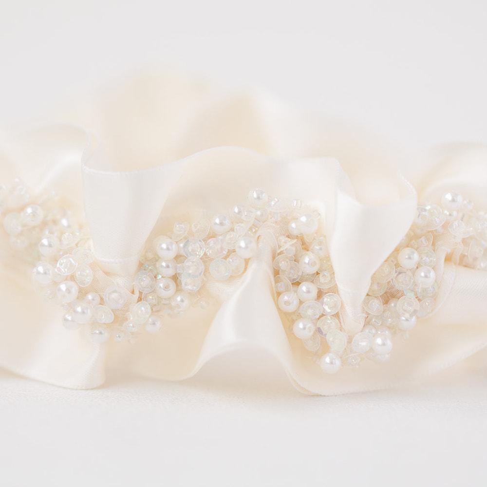 Most Luxurious Bridal Garter Pearls, Sequins, Glitter & Sparkle ...