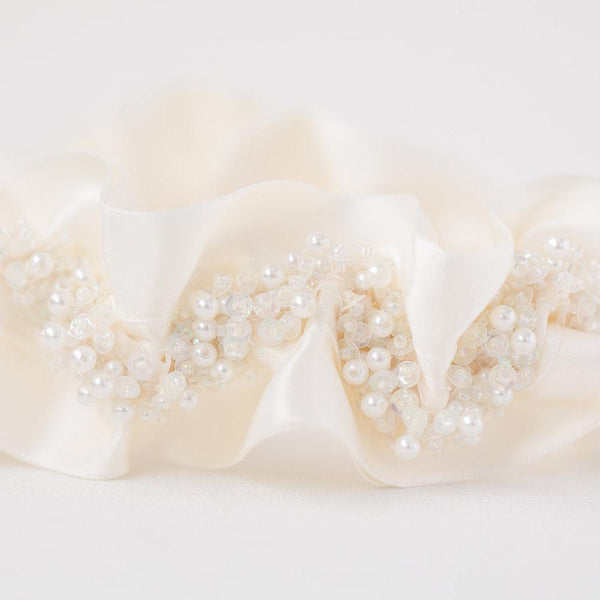 Most Luxurious Bridal Garter Pearls, Sequins, Glitter & Sparkle ...